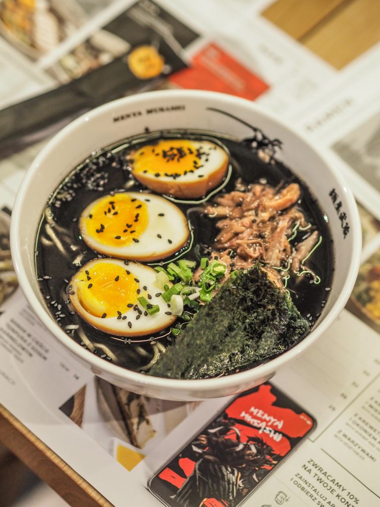 Restauracja Menya Musashi - ramen w Blue City