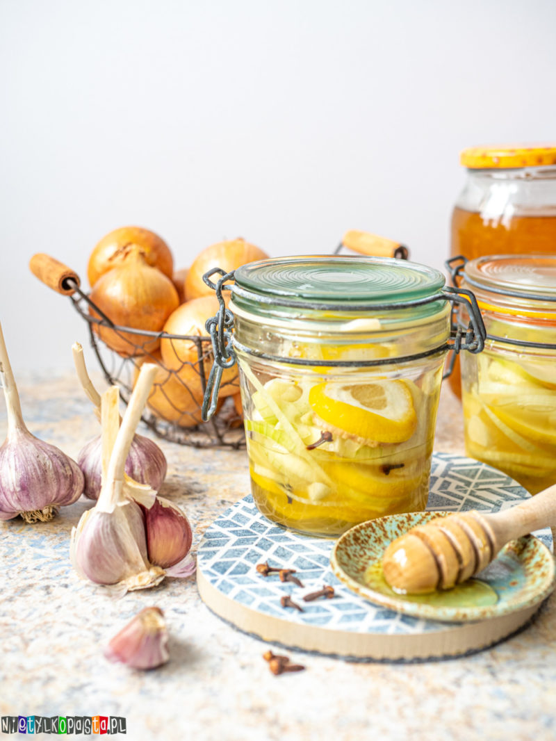 Syrop z cebuli i czosnku na odporność